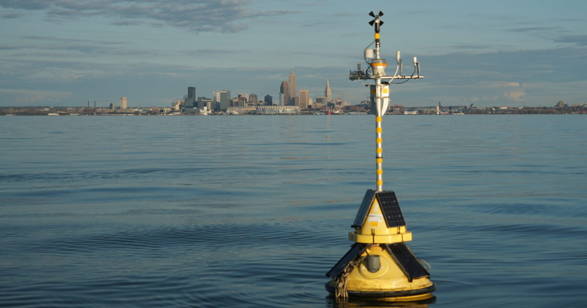 ‘Smart buoys’ make Lake Erie world’s most digitally connected lake ...