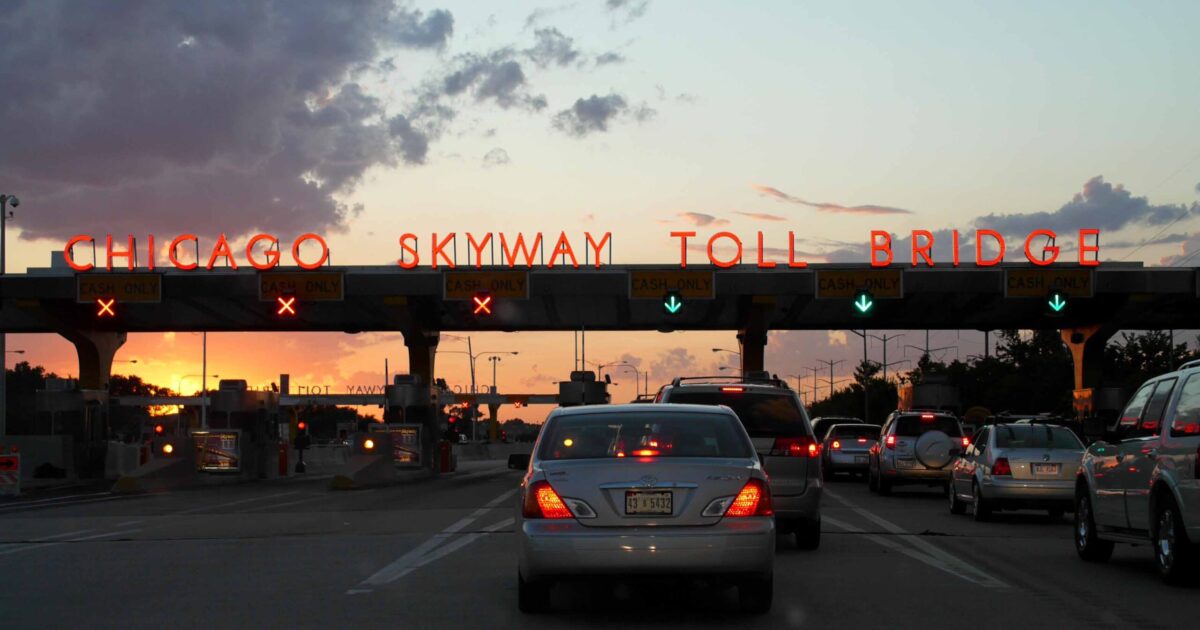 Illinois Tollway unveils $2 billion plan to improve tollway, railroad ...