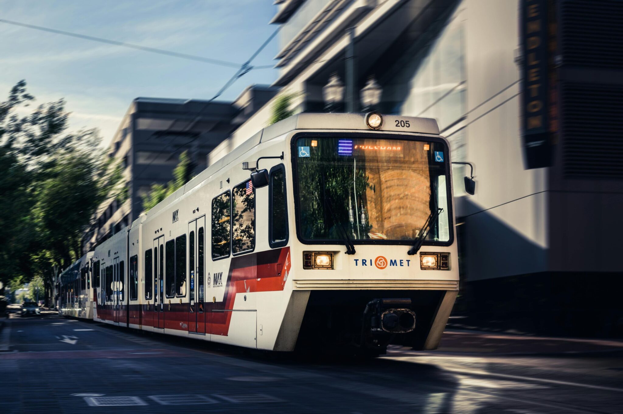 Portland’s TriMet approves leaner, $1.96B transit budget for FY2026 ...